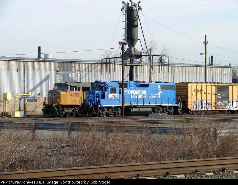 NS 5290 and UP 4709